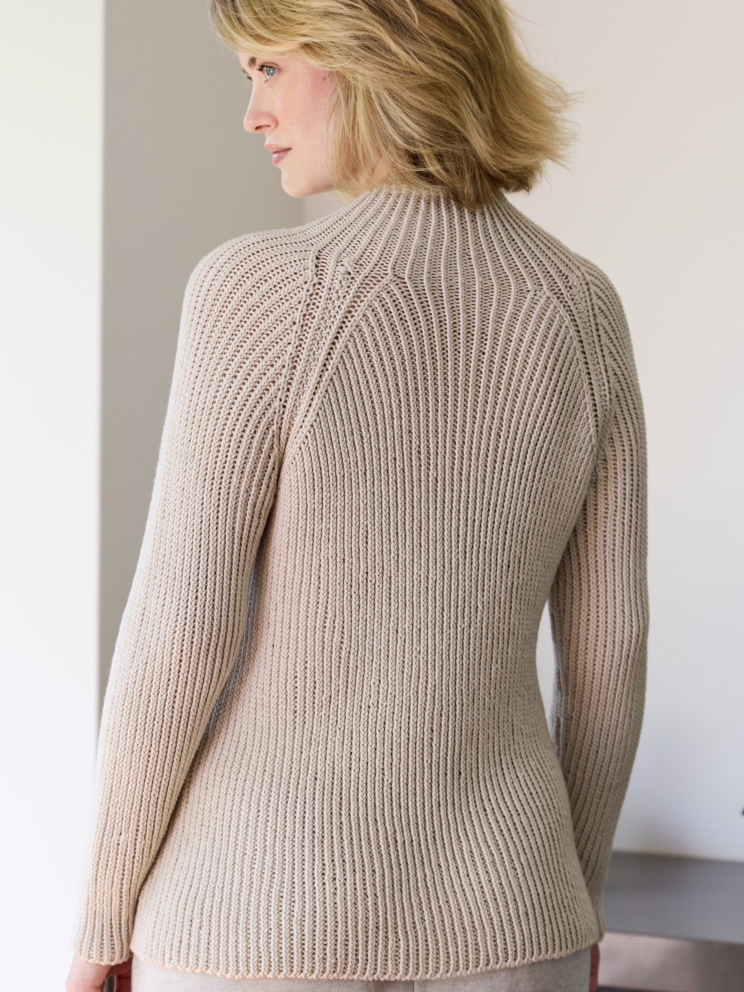 WYATT 899 Downloadable Knitting Pattern Texyarns